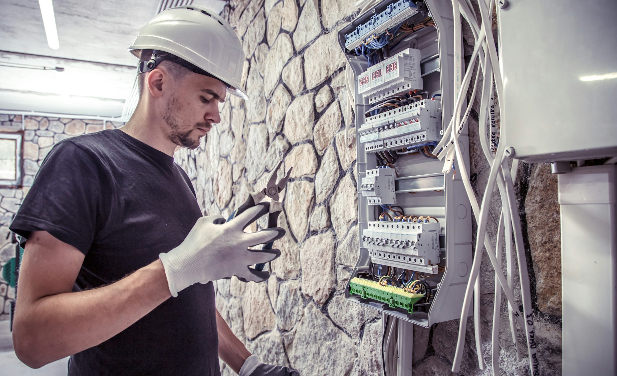 Potentialausgleich für sichere und langlebige Solaranlagen